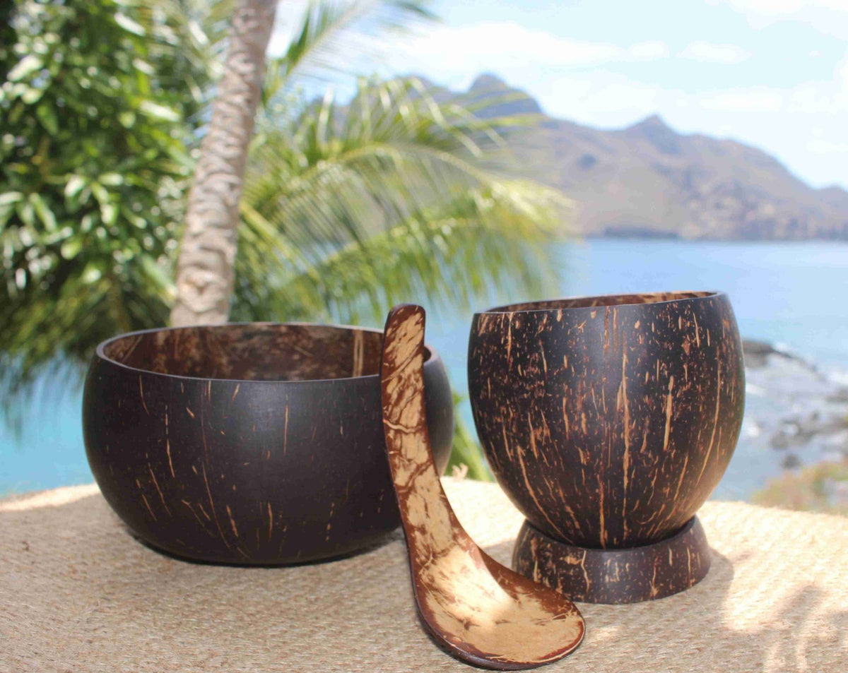 Coconut set from Nuku Hiva Island – Cannibal Art